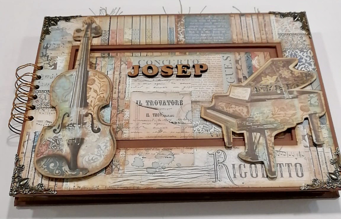 5d745262-7ba4-466c-a625-21e5f4e699c4 | SCRAP PAPYRUS